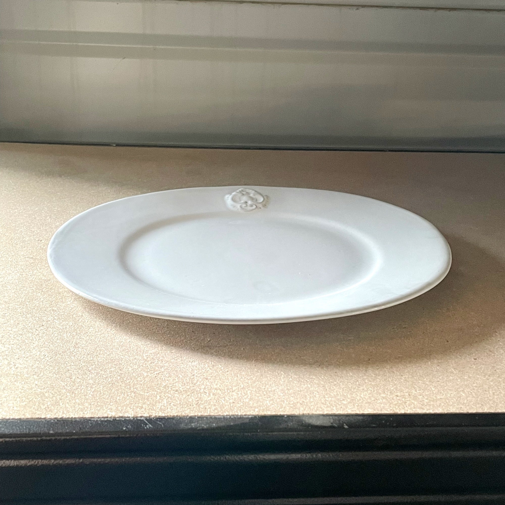 Charles french style plate | CARRON Paris