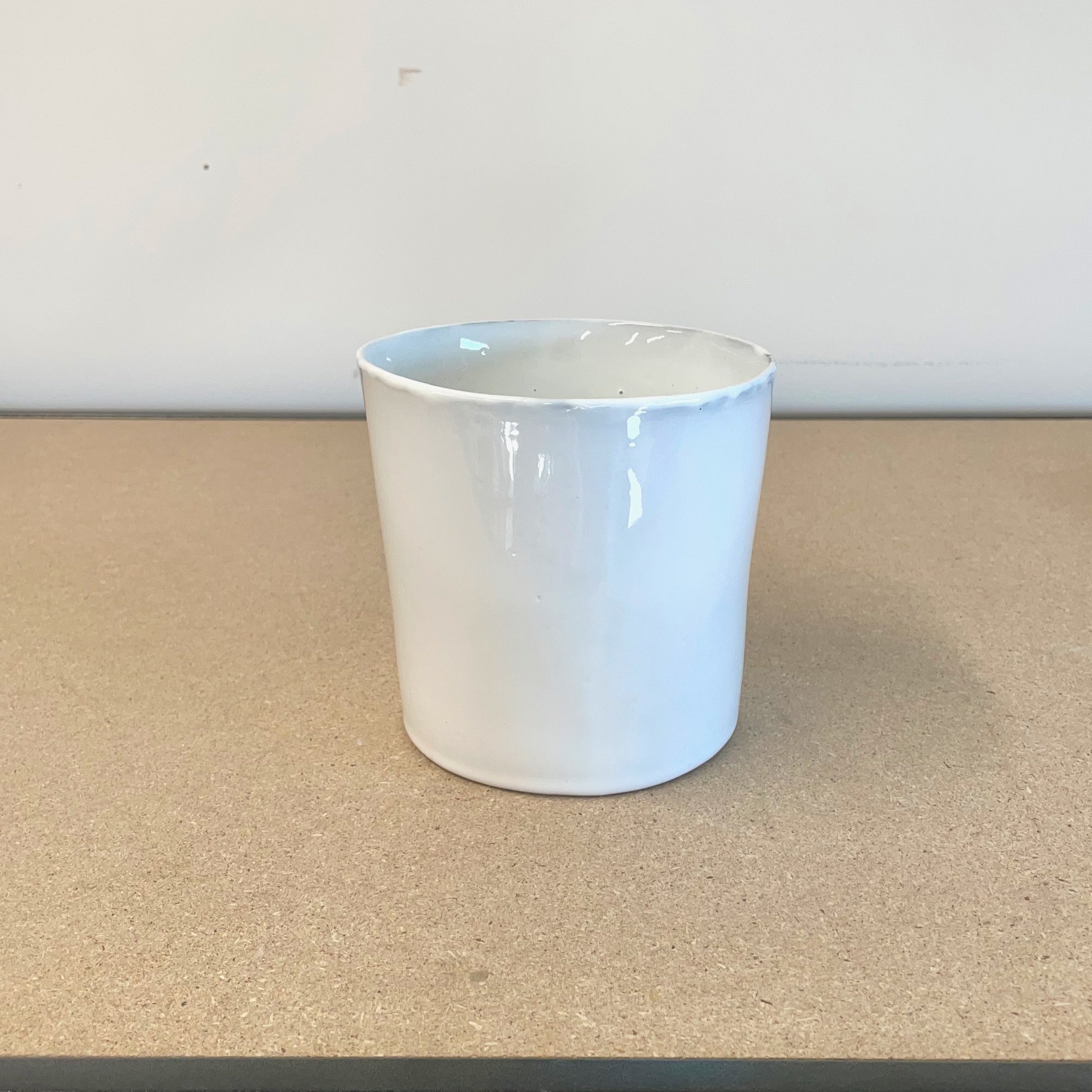 Pot en céramique fabriqué à la main dans notre atelier en France, Paris ...